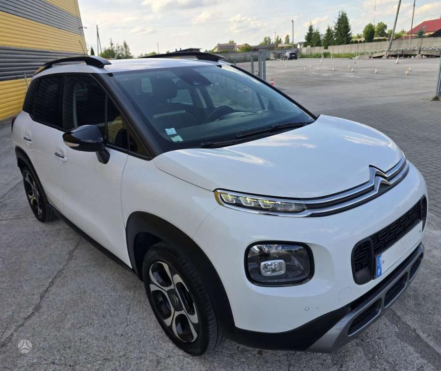 Белый Ситроен C3 Aircross 2019 в Таураге, объемом двигателя 1.20 л и пробегом 82 тыс. км за 7400 €, фото 1 на AUTOMOTO.COM.LV