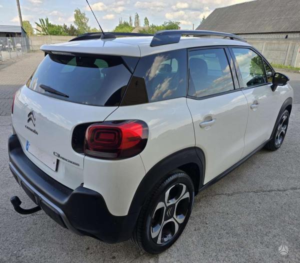 White Citroen c3-aircross 2019 in Taurage, with an engine capacity of 1.20 L and mileage of 82 thousand km for 7400 €, photo 3 on AUTOMOTO.COM.LV
