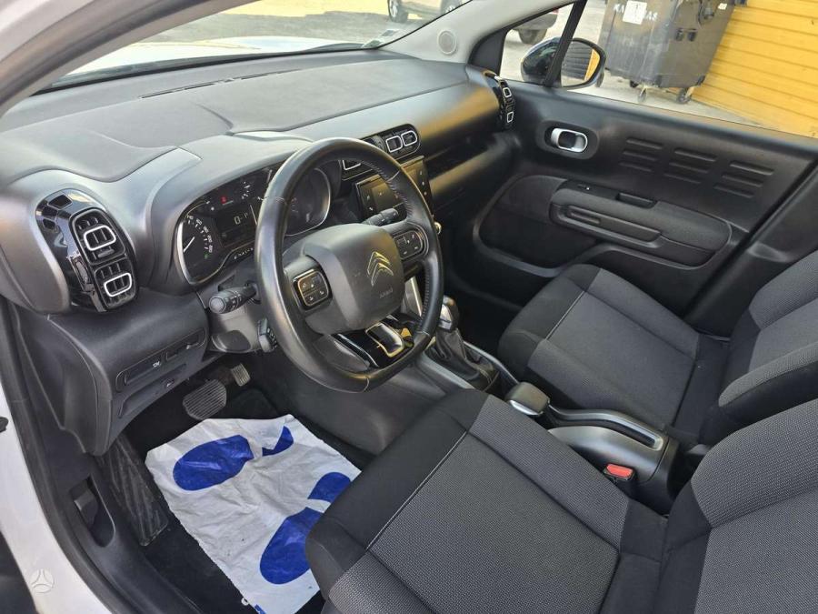 Белый Ситроен C3 Aircross 2019 в Таураге, объемом двигателя 1.20 л и пробегом 82 тыс. км за 7400 €, фото 12 на AUTOMOTO.COM.LV