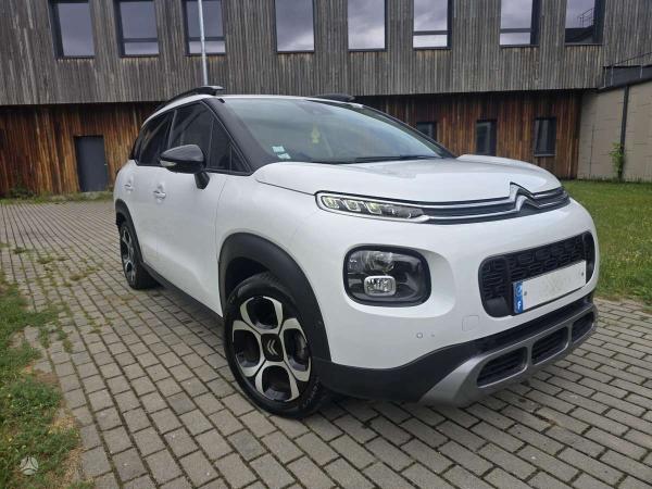 White Citroen c3-aircross 2019 in Taurage, with an engine capacity of 1.20 L and mileage of 82 thousand km for 7500 €, photo 2 on AUTOMOTO.COM.LV