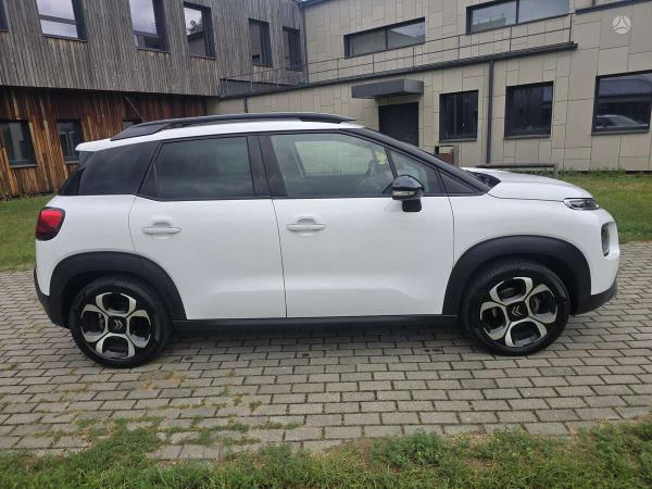 White Citroen c3-aircross 2019 in Taurage, with an engine capacity of 1.20 L and mileage of 82 thousand km for 7500 €, photo 6 on AUTOMOTO.COM.LV