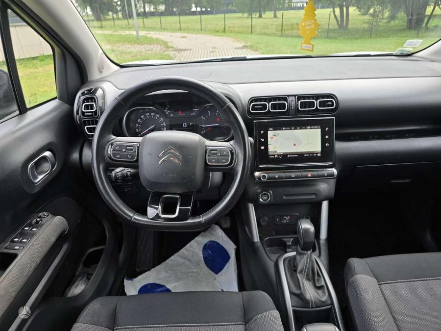 Белый Ситроен C3 Aircross 2019 в Таураге, объемом двигателя 1.20 л и пробегом 82 тыс. км за 7500 €, фото 12 на AUTOMOTO.COM.LV