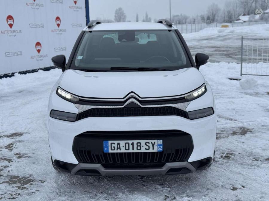 Белый Ситроен C3 Aircross 2021 в Таураге, объемом двигателя 1.50 л и пробегом 201 тыс. км за 9200 €, фото 2 на AUTOMOTO.COM.LV