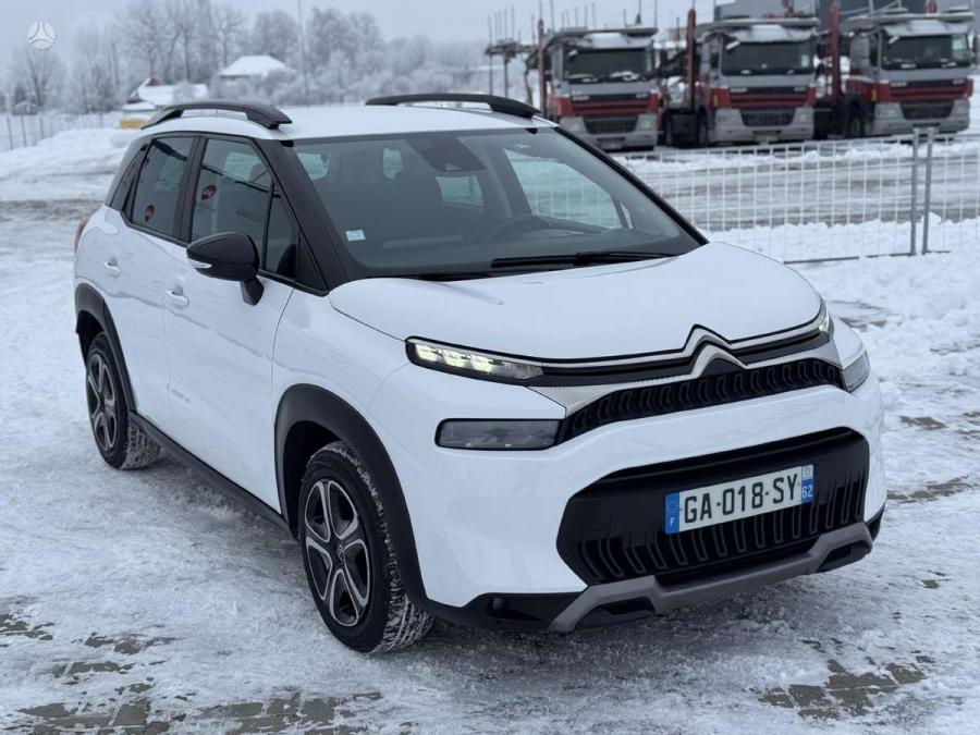 Белый Ситроен C3 Aircross 2021 в Таураге, объемом двигателя 1.50 л и пробегом 201 тыс. км за 9200 €, фото 3 на AUTOMOTO.COM.LV