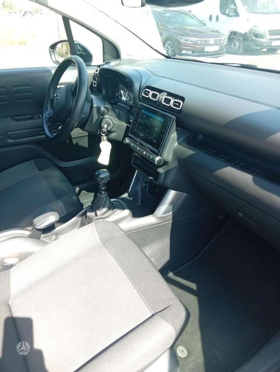 White Citroen c3-aircross 2021 in Taurage, with an engine capacity of 1.50 L and mileage of 180 thousand km for 6500 €, photo 12 on AUTOMOTO.COM.LV