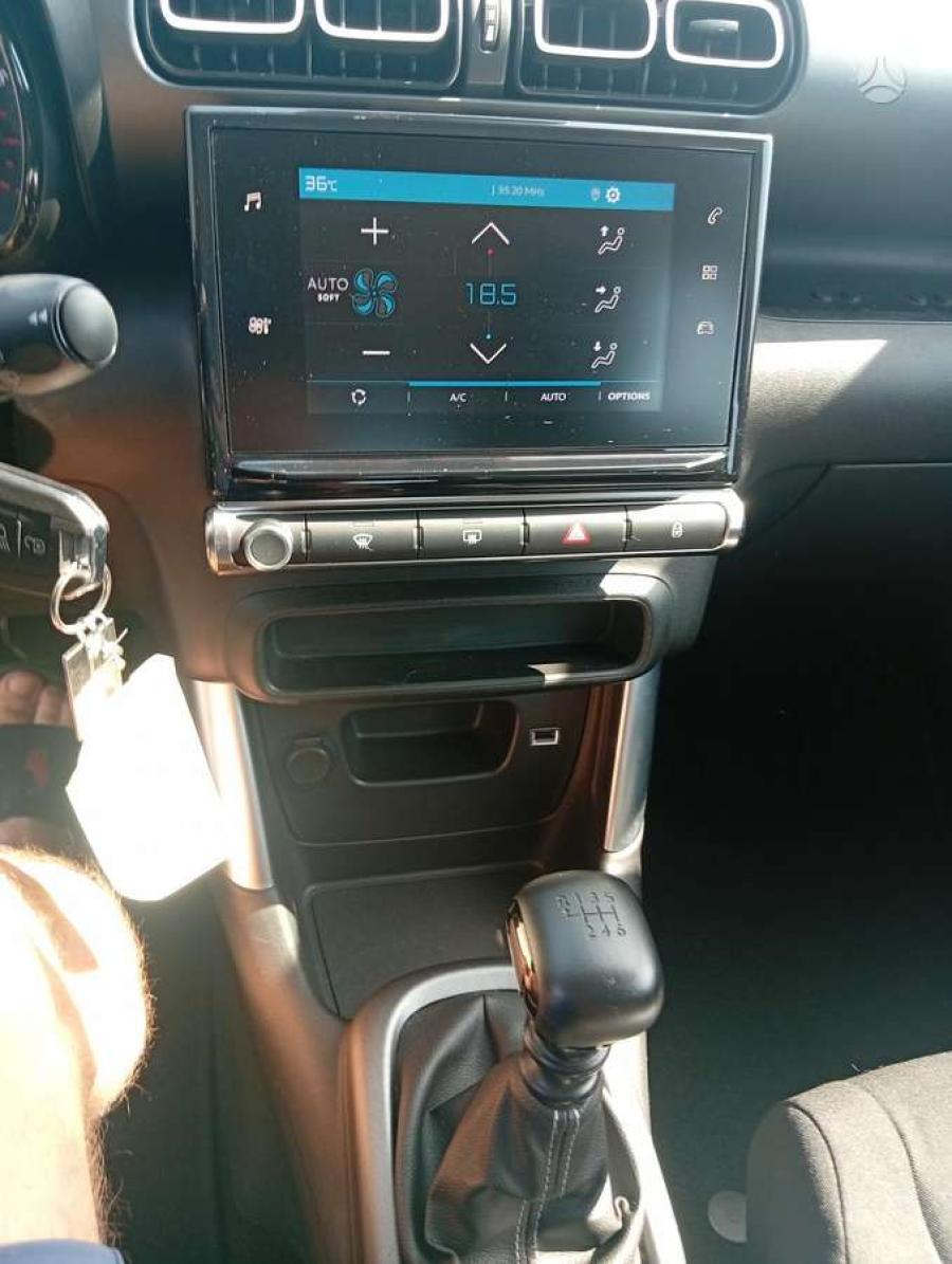 White Citroen c3-aircross 2021 in Taurage, with an engine capacity of 1.50 L and mileage of 180 thousand km for 6500 €, photo 13 on AUTOMOTO.COM.LV