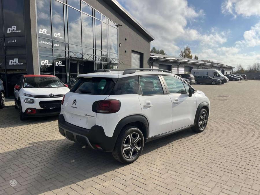 Белый Ситроен C3 Aircross 2021 в Таураге, объемом двигателя 1.50 л и пробегом 157 тыс. км за 8700 €, фото 5 на AUTOMOTO.COM.LV