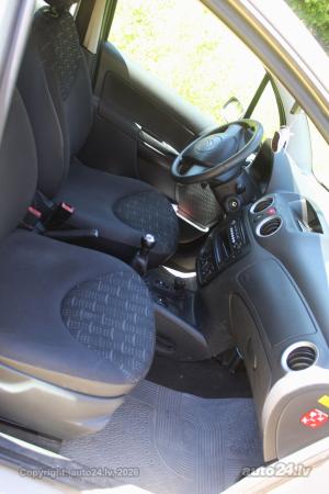 Beige Citroen C3 2006 in Parnu, with an engine capacity of 1.10 L and mileage of 136 thousand km for 800 €, photo 7 on AUTOMOTO.COM.LV