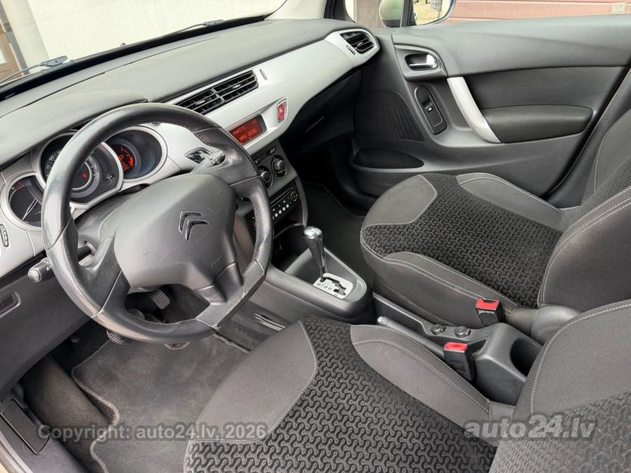 Beige Citroen C3 2011 in Voru, with an engine capacity of 1.60 L and mileage of 201 thousand km for 1490 €, photo 6 on AUTOMOTO.COM.LV