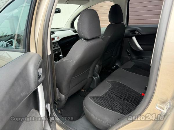 Beige Citroen C3 2011 in Voru, with an engine capacity of 1.60 L and mileage of 201 thousand km for 1490 €, photo 8 on AUTOMOTO.COM.LV
