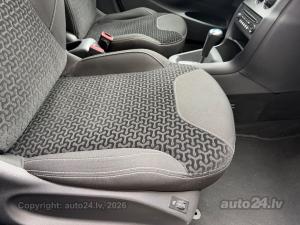 Beige Citroen C3 2011 in Voru, with an engine capacity of 1.60 L and mileage of 201 thousand km for 1490 €, photo 11 on AUTOMOTO.COM.LV