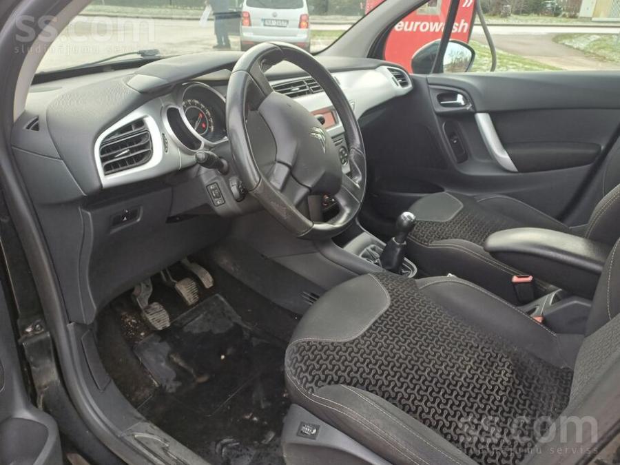 Melns Citroen C3 2010 Balvi, ar dzinēja tilpumu 1.40 L un nobraukumu 206 tūkst. km par 2189 €, foto 7 vietnē AUTOMOTO.COM.LV