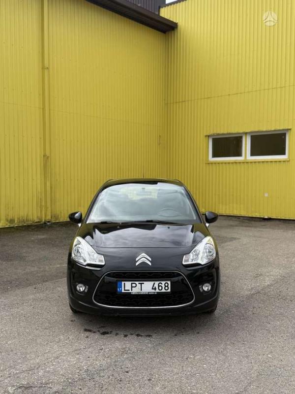 Melns Citroen C3 2010 Viļņa, ar dzinēja tilpumu 1.40 L un nobraukumu 170 tūkst. km par 2200 €, foto 1 vietnē AUTOMOTO.COM.LV