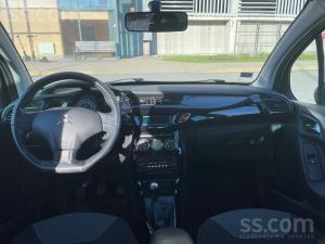 Melns Citroen C3 2011 Rīga, ar dzinēja tilpumu 1.40 L un nobraukumu 177 tūkst. km par 14890 €, foto 1 vietnē AUTOMOTO.COM.LV