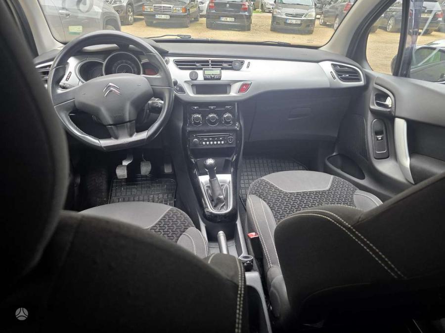 Melns Citroen C3 2011 Kauņa, ar dzinēja tilpumu 1.56 L un nobraukumu 273 tūkst. km par 1700 €, foto 6 vietnē AUTOMOTO.COM.LV