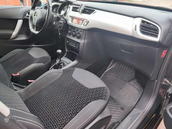 Black Citroen C3 2011 in Kaunas, with an engine capacity of 1.40 L and mileage of 66 thousand km for 1499 €, photo 10 on AUTOMOTO.COM.LV