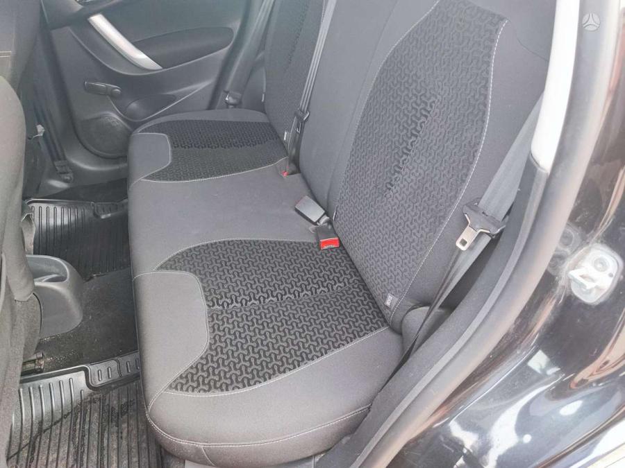 Melns Citroen C3 2011 Kauņa, ar dzinēja tilpumu 1.40 L un nobraukumu 66 tūkst. km par 1499 €, foto 12 vietnē AUTOMOTO.COM.LV