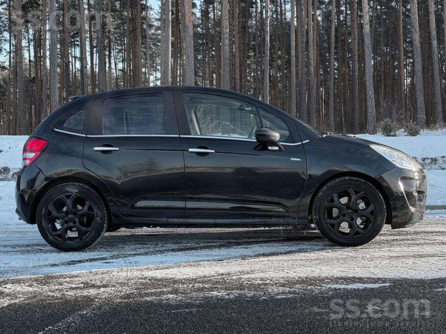 Black Citroen C3 2012 in Riga, with an engine capacity of 1.60 L and mileage of 260 thousand km for 2990 €, photo 6 on AUTOMOTO.COM.LV