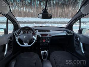 Black Citroen C3 2012 in Riga, with an engine capacity of 1.60 L and mileage of 260 thousand km for 2990 €, photo 15 on AUTOMOTO.COM.LV