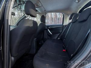 Black Citroen C3 2012 in Riga, with an engine capacity of 1.60 L and mileage of 260 thousand km for 2990 €, photo 21 on AUTOMOTO.COM.LV
