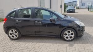 Black Citroen C3 2012 in Kaunas, with an engine capacity of 1.40 L and mileage of 182 thousand km for 2900 €, photo 4 on AUTOMOTO.COM.LV