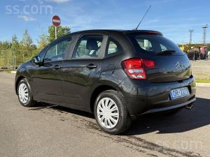 Melns Citroen C3 2012 Liepāja, ar dzinēja tilpumu 1.40 L un nobraukumu 53 tūkst. km par 4400 €, foto 5 vietnē AUTOMOTO.COM.LV
