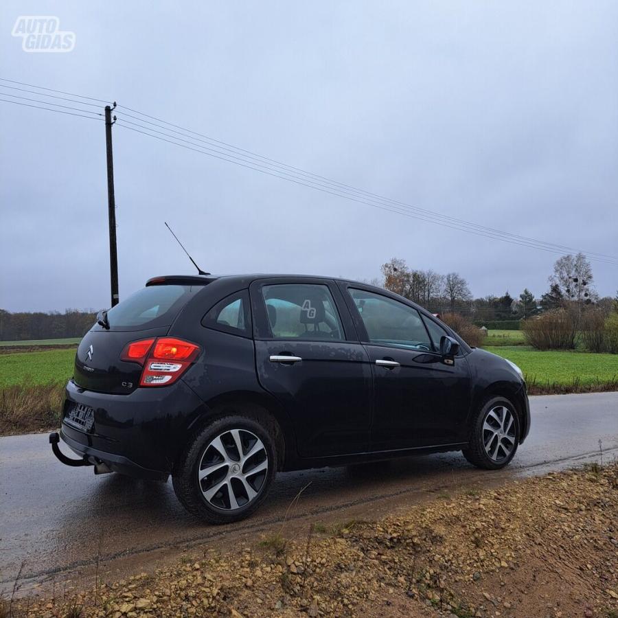 Melns Citroen C3 2013 Alīta, ar dzinēja tilpumu 1.40 L un nobraukumu 300 tūkst. km par 2500 €, foto 8 vietnē AUTOMOTO.COM.LV