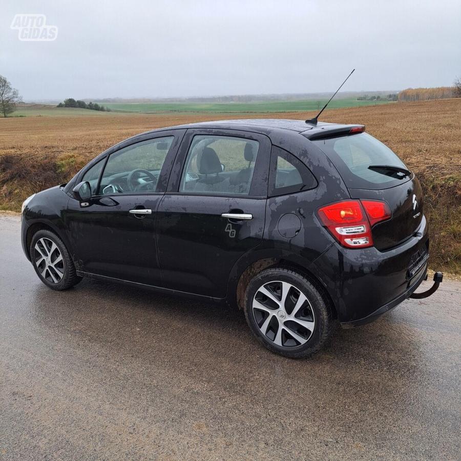 Melns Citroen C3 2013 Alīta, ar dzinēja tilpumu 1.40 L un nobraukumu 300 tūkst. km par 2500 €, foto 10 vietnē AUTOMOTO.COM.LV