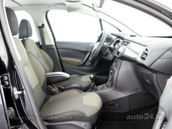 Ситроен С3 2013 в Таллин на AUTOMOTO.COM.LV Черный Ситроен С3 2013 в Таллин, объемом двигателя 1.40 л и пробегом 267 тыс. км за 1999 €, фото 7 на AUTOMOTO.COM.LV