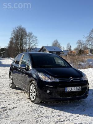 Melns Citroen C3 2014 Rīga, ar dzinēja tilpumu 1.20 L un nobraukumu 125 tūkst. km par 4300 €, foto  vietnē AUTOMOTO.COM.LV