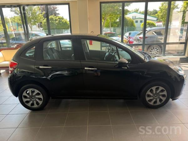 Melns Citroen C3 2015 Ogre, ar dzinēja tilpumu 1.40 L un nobraukumu 110 tūkst. km par 4995 €, foto 5 vietnē AUTOMOTO.COM.LV