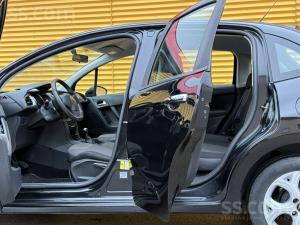 Melns Citroen C3 2016 Ogre, ar dzinēja tilpumu 1.60 L un nobraukumu 111 tūkst. km par 4995 €, foto 10 vietnē AUTOMOTO.COM.LV