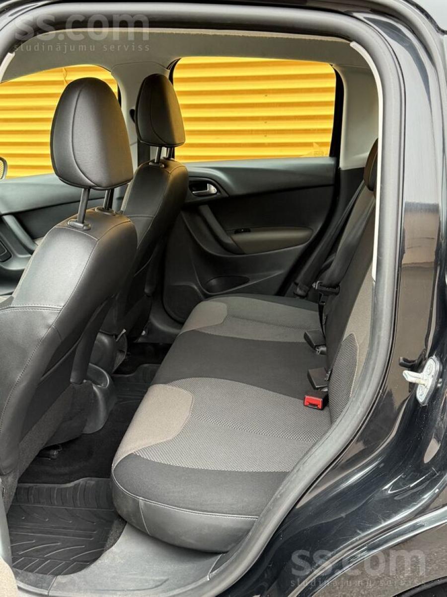 Melns Citroen C3 2016 Ogre, ar dzinēja tilpumu 1.60 L un nobraukumu 111 tūkst. km par 4995 €, foto 12 vietnē AUTOMOTO.COM.LV