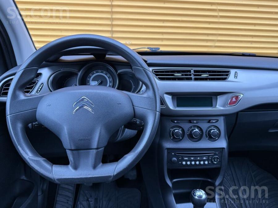 Melns Citroen C3 2016 Ogre, ar dzinēja tilpumu 1.60 L un nobraukumu 111 tūkst. km par 4995 €, foto 19 vietnē AUTOMOTO.COM.LV