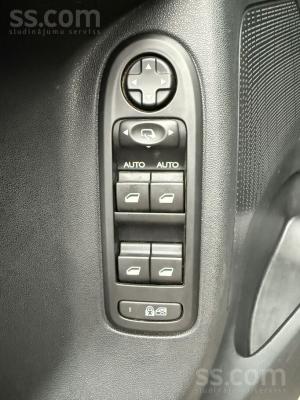 Melns Citroen C3 2016 Ogre, ar dzinēja tilpumu 1.60 L un nobraukumu 111 tūkst. km par 4995 €, foto 22 vietnē AUTOMOTO.COM.LV