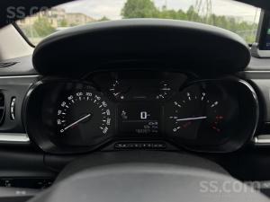Melns Citroen C3 2017 Rīga, ar dzinēja tilpumu 1.20 L un nobraukumu 130 tūkst. km par 5500 €, foto 21 vietnē AUTOMOTO.COM.LV
