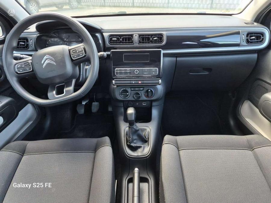 Black Citroen C3 2017 in Taurage, with an engine capacity of 1.20 L and mileage of 129 thousand km for 4200 €, photo 15 on AUTOMOTO.COM.LV