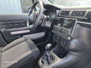 Black Citroen C3 2017 in Taurage, with an engine capacity of 1.20 L and mileage of 129 thousand km for 4200 €, photo 16 on AUTOMOTO.COM.LV