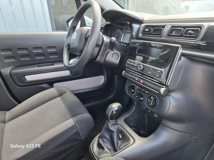 Black Citroen C3 2017 in Taurage, with an engine capacity of 1.20 L and mileage of 129 thousand km for 4200 €, photo 16 on AUTOMOTO.COM.LV