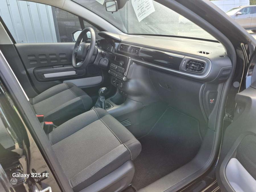 Black Citroen C3 2017 in Taurage, with an engine capacity of 1.20 L and mileage of 129 thousand km for 4200 €, photo 17 on AUTOMOTO.COM.LV