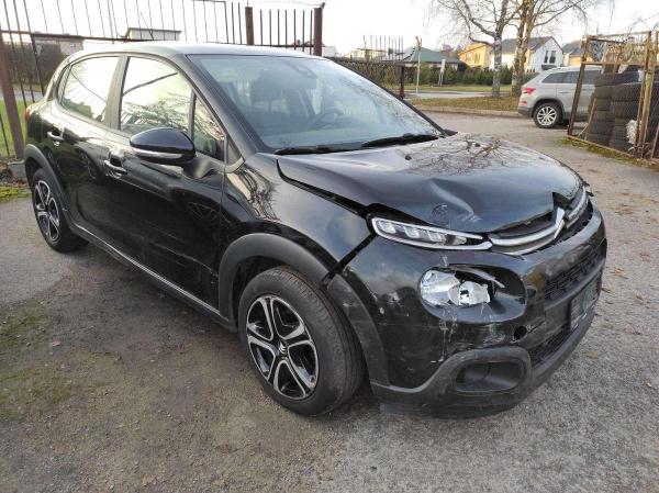 Black Citroen C3 2018 in Panevezys, with an engine capacity of 1.50 L and mileage of 95 thousand km for 2600 €, photo 8 on AUTOMOTO.COM.LV