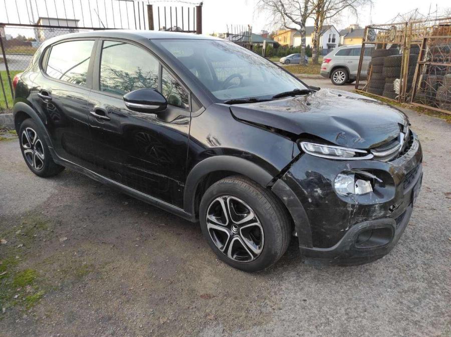 Melns Citroen C3 2018 Panevēža, ar dzinēja tilpumu 1.50 L un nobraukumu 95 tūkst. km par 2600 €, foto 9 vietnē AUTOMOTO.COM.LV