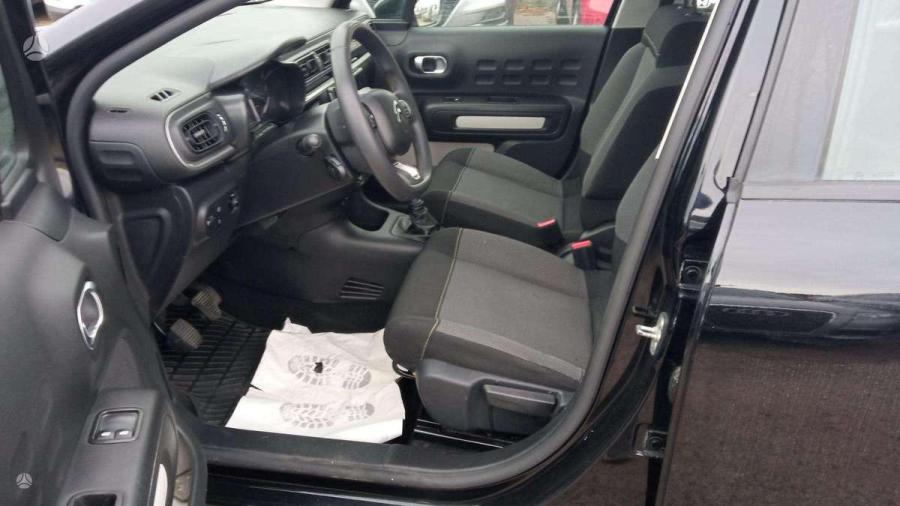 Black Citroen C3 2018 in Panevezys, with an engine capacity of 1.50 L and mileage of 95 thousand km for 6500 €, photo 22 on AUTOMOTO.COM.LV