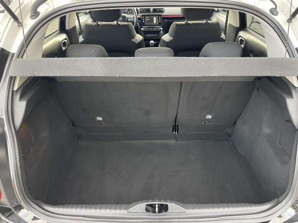 Citroen C3 2018 Tauragė vietnē Melns Citroen C3 2018 Tauragė, ar dzinēja tilpumu 1.20 L un nobraukumu 165 tūkst. km par 5200 €, foto 10 vietnē AUTOMOTO.COM.LV