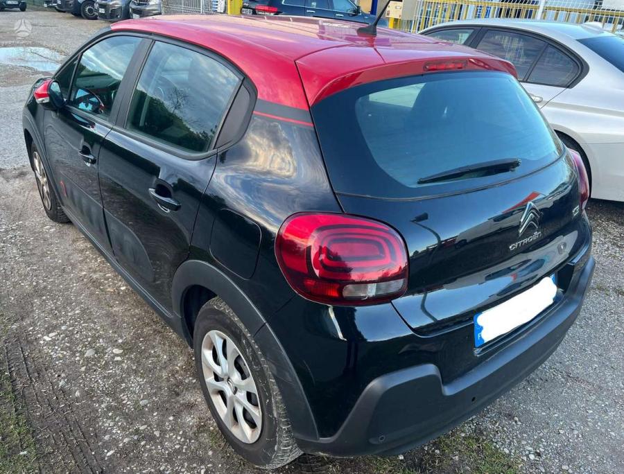 Black Citroen C3 2019 in Taurage, with an engine capacity of 1.50 L and mileage of 121 thousand km for 5500 €, photo 2 on AUTOMOTO.COM.LV
