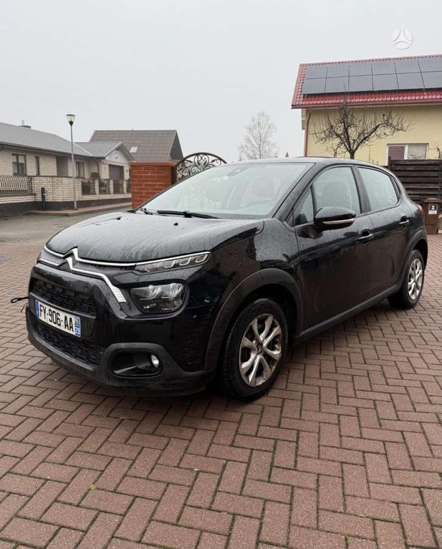 Black Citroen C3 2021 in Taurage, with an engine capacity of 1.20 L and mileage of 97 thousand km for 5500 €, photo 1 on AUTOMOTO.COM.LV