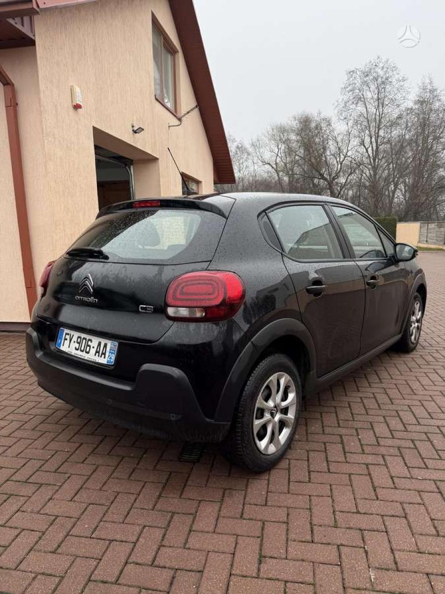 Black Citroen C3 2021 in Taurage, with an engine capacity of 1.20 L and mileage of 97 thousand km for 5500 €, photo 3 on AUTOMOTO.COM.LV