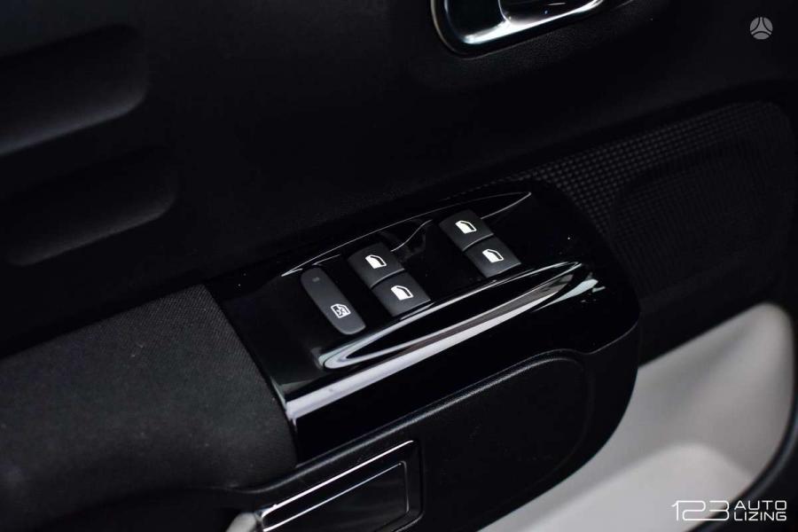 Melns Citroen C3 2021 Kretinga, ar dzinēja tilpumu 1.20 L un nobraukumu 44 tūkst. km par 7999 €, foto 13 vietnē AUTOMOTO.COM.LV