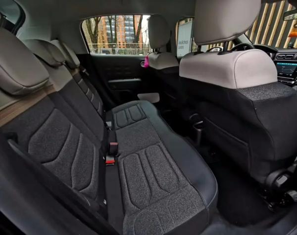 Black Citroen C3 2022 in Riga, with an engine capacity of 1.20 L and mileage of 18 thousand km for 13890 €, photo 4 on AUTOMOTO.COM.LV