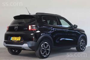 Black Citroen C3 2024 in Riga, with an engine capacity of 1.40 L and mileage of 17 thousand km for 23900 €, photo 4 on AUTOMOTO.COM.LV